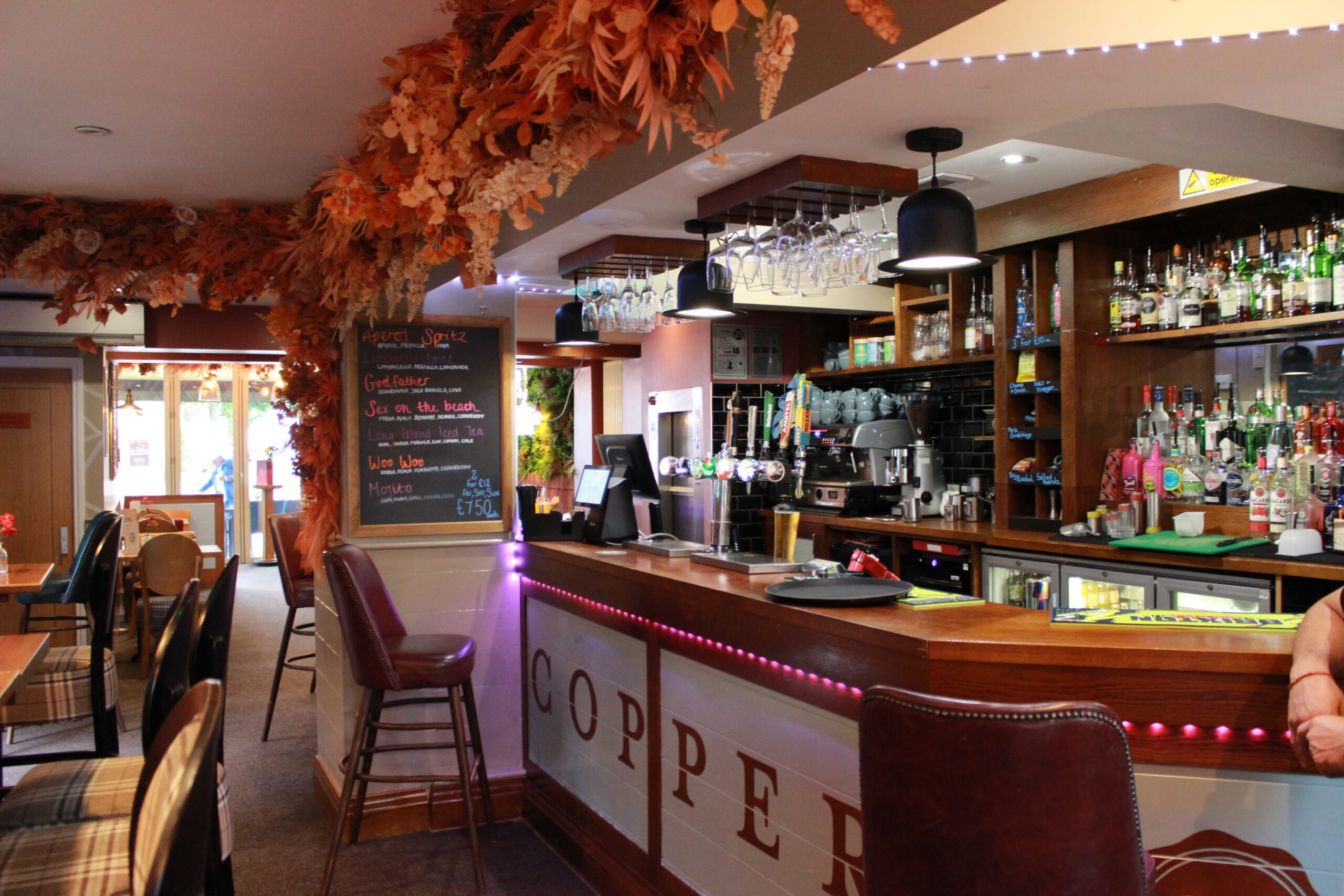 Copper Mapperley – Breakfast, Restaurant & Bar